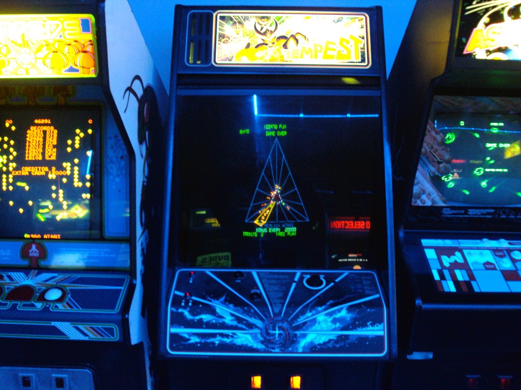 Tempest de Atari en Arcade Vintage - Retrolaser